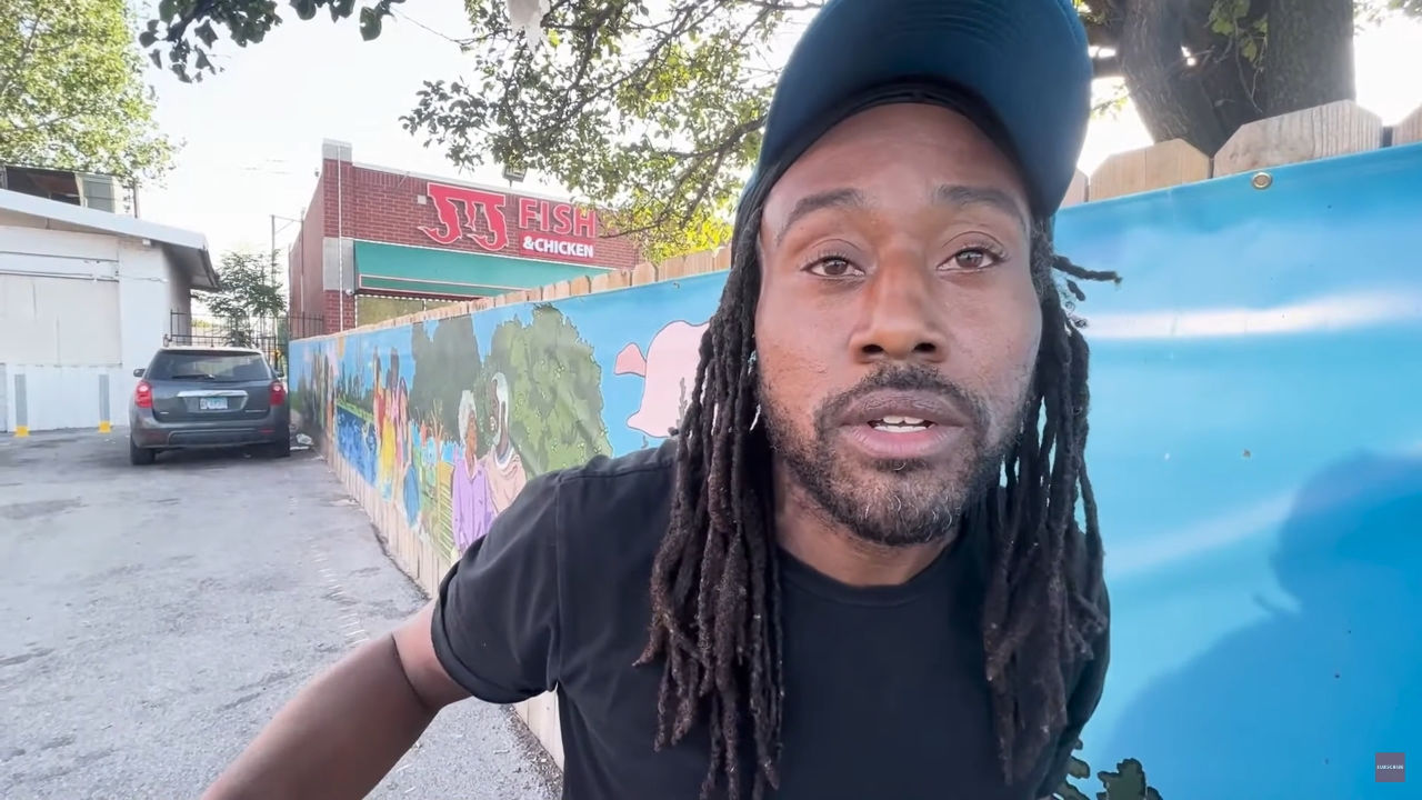 Black Gangs In Chicago, Illinois Speak Out Against Venezuelan Migrants ...