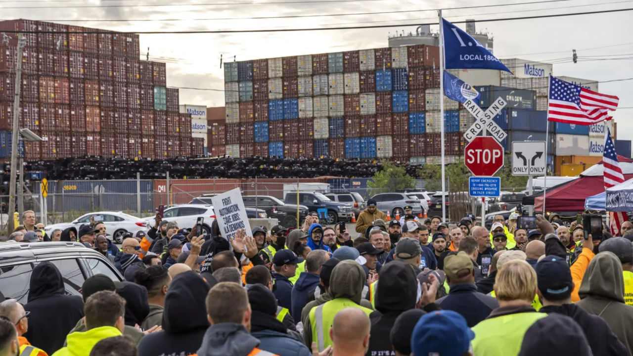 Dock Worker Strike Ends With Big Pay Increase But This Is Temporary ...