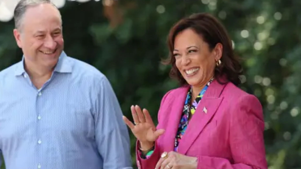 Kamala Harris's Husband Doug Emhoff Accused Of Assaulting Woman And ...