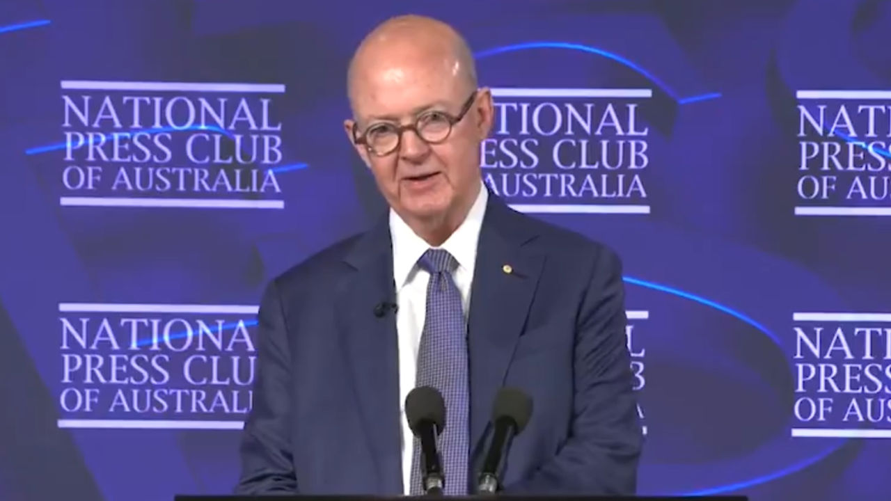 Australian Broadcasting Corporation Boss Openly Criticizes Joe Rogan ...